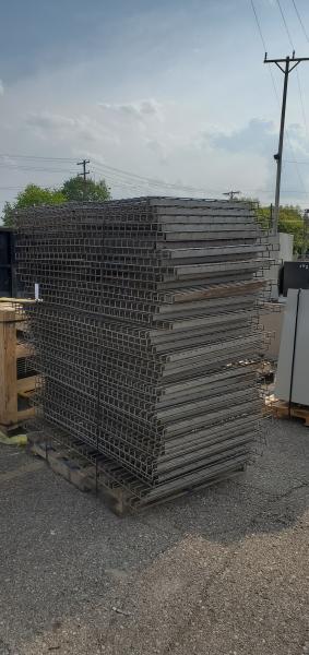 Lot of 8' Pallet Racking, 6x Uprights, 35 Shelf Bars, 40 Shelf Grates ...