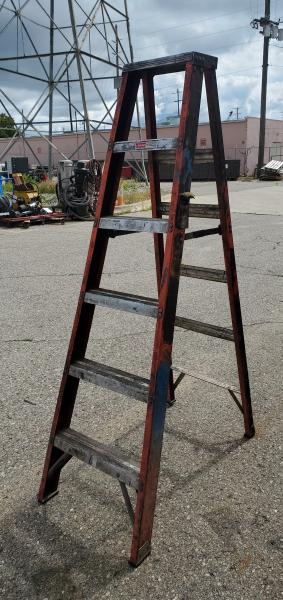 Used 6' Step Ladder