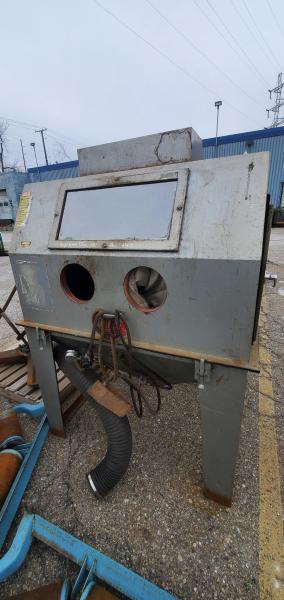 Used Trinco Dry Blast Sand Blaster with Filter-