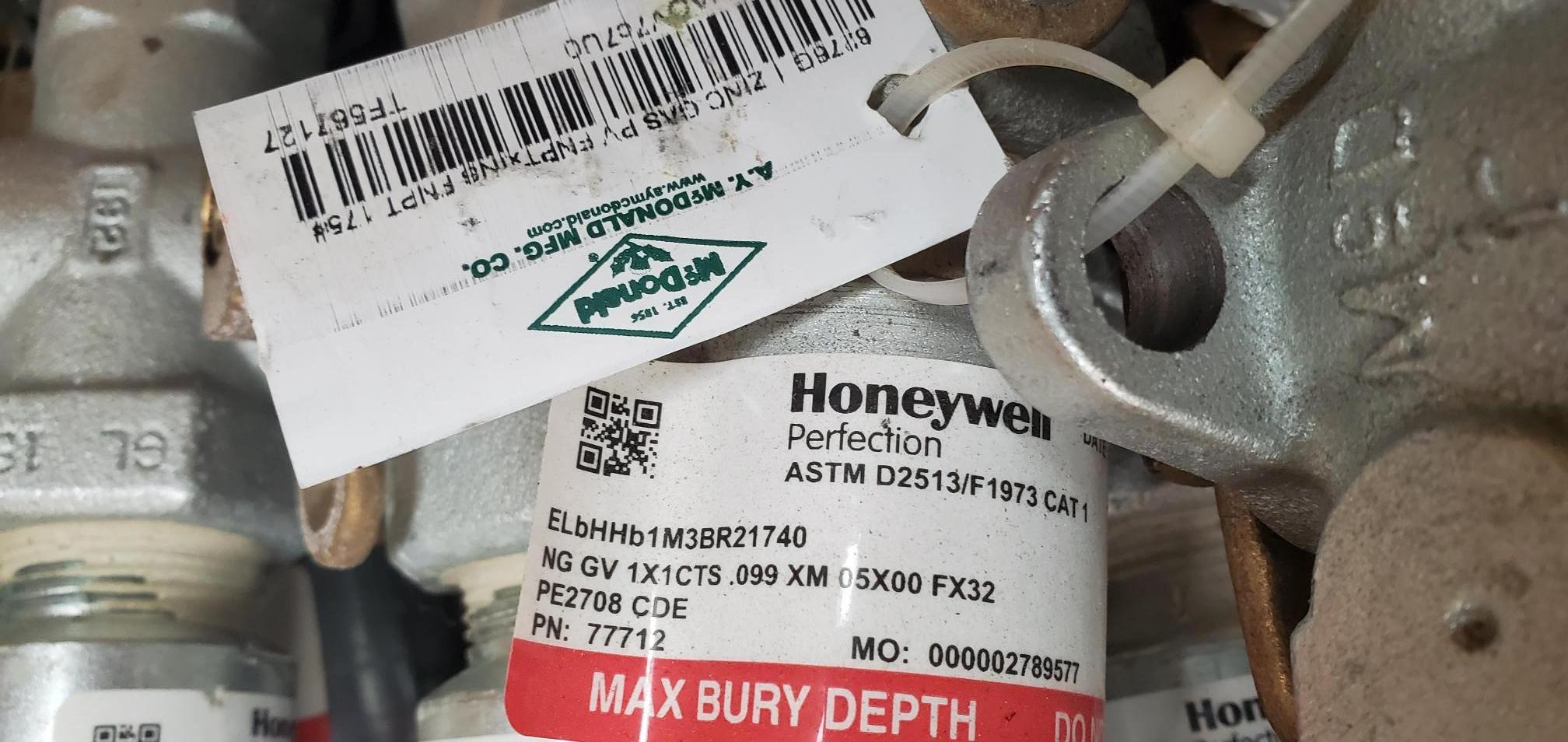 Lot of Honeywell Perfection 1" CTS Gas Service Risers w/ A.Y. McDonald ...