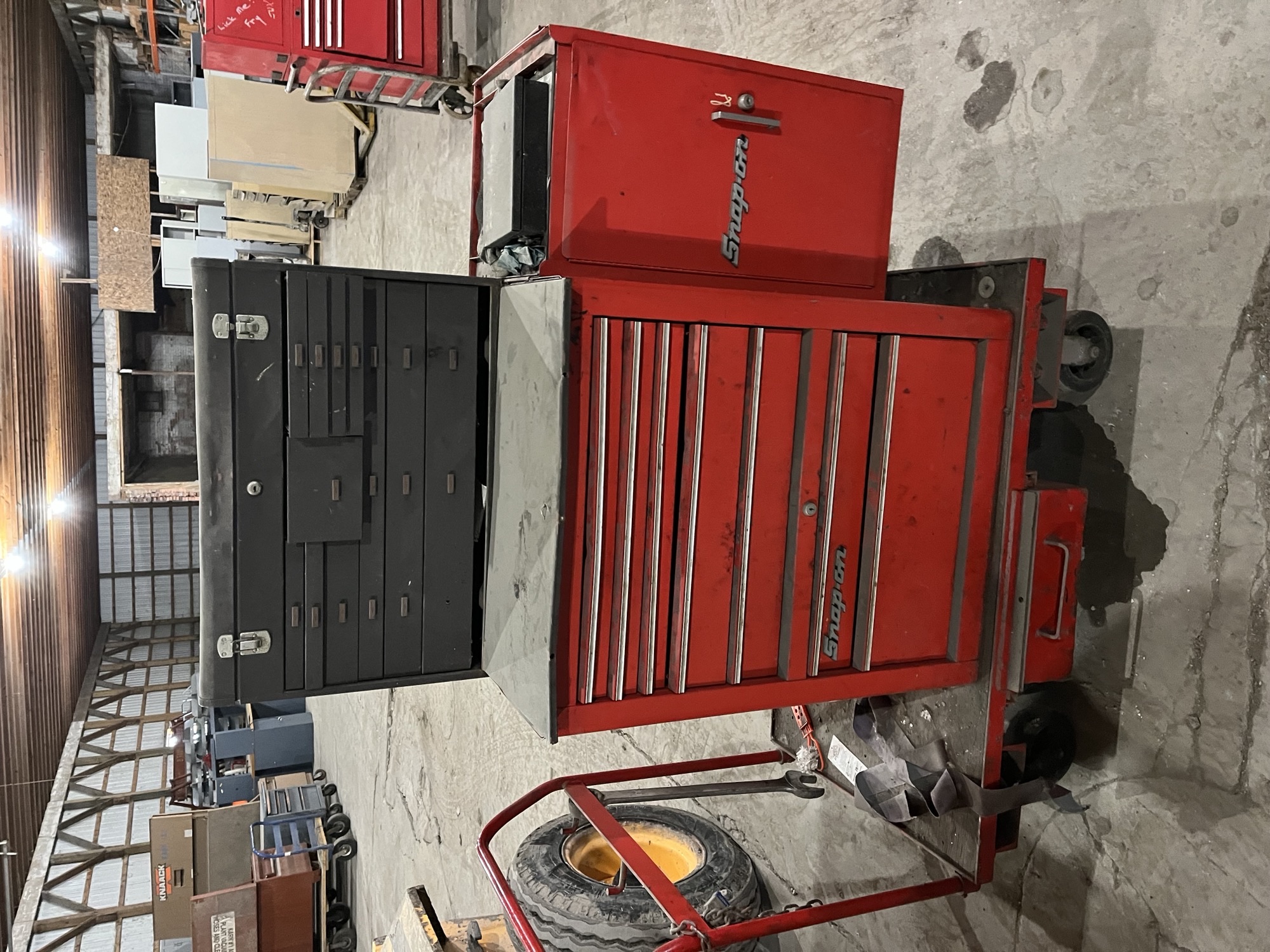 Snap-on Toolbox on Cart with tools and top box